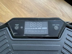 Vibrationsplatte Bluefin: Zuhause Abnehmen